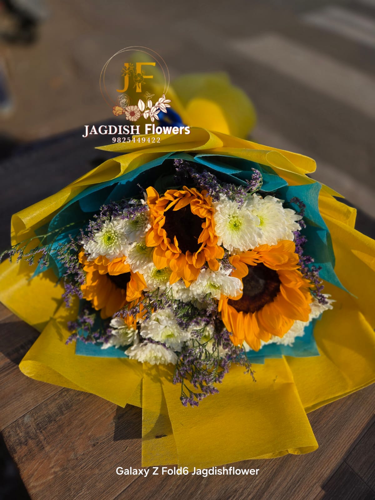 Sunflower and sevanti bunch bouquet – Jagdish Flowers Since 1990